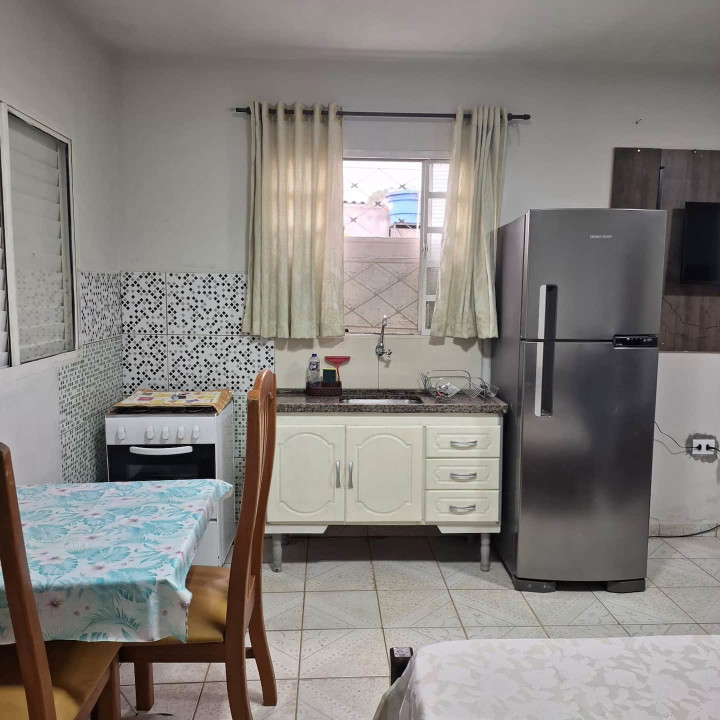 Kitnet Com Wi-fi E  Tv Smart. - Sorocaba