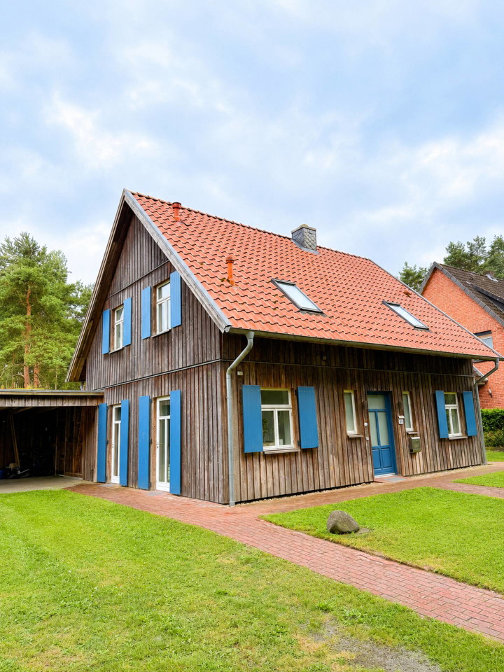 Lohheide Holiday Home  Modern  Family-friendly - Visselhövede