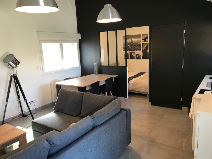 New Accommodation With Courtyard Near Center, 4 People Max - Beaune