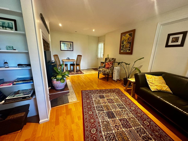 Modern Suite In Roberts Creek - Roberts Creek