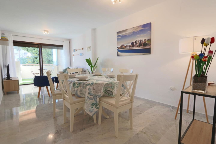 2 Bedrooms/2 Bathrooms Apartment, 1st Line Of Playa-centro - Torremolinos