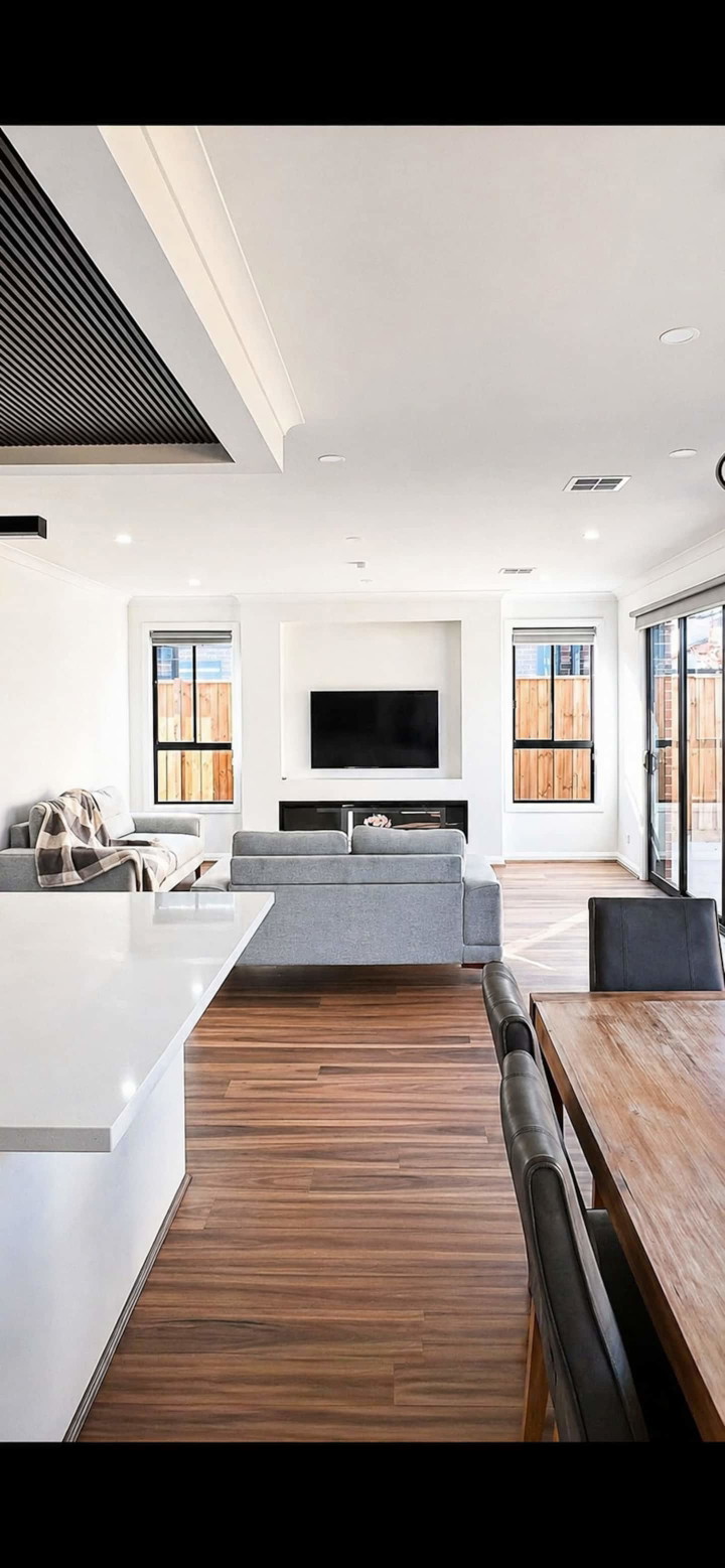 Modern 4br Home | 3 Master Ensuites | Family Stays - Melton