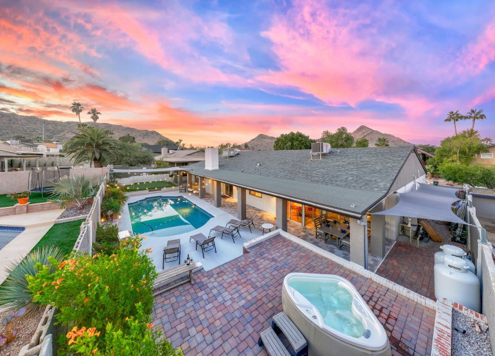 Epic Phx Fun-game Roompoolhot Tubmtn Views - Phoenix, AZ