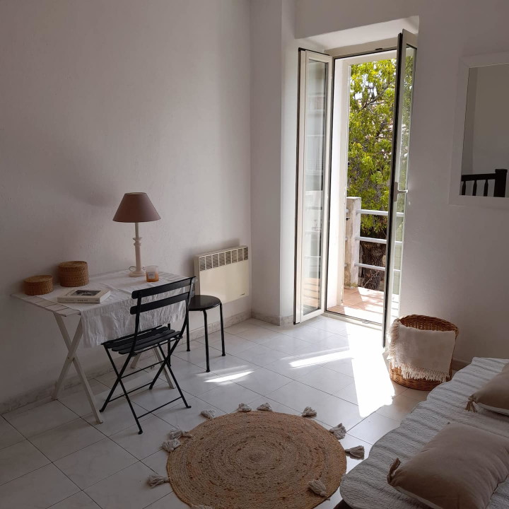 Maison Au Cœur Dun Village Typique. - Sartène