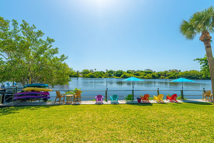 Crane Creek Inn Mangrove Suite: Waterfront Pool! - Melbourne, FL