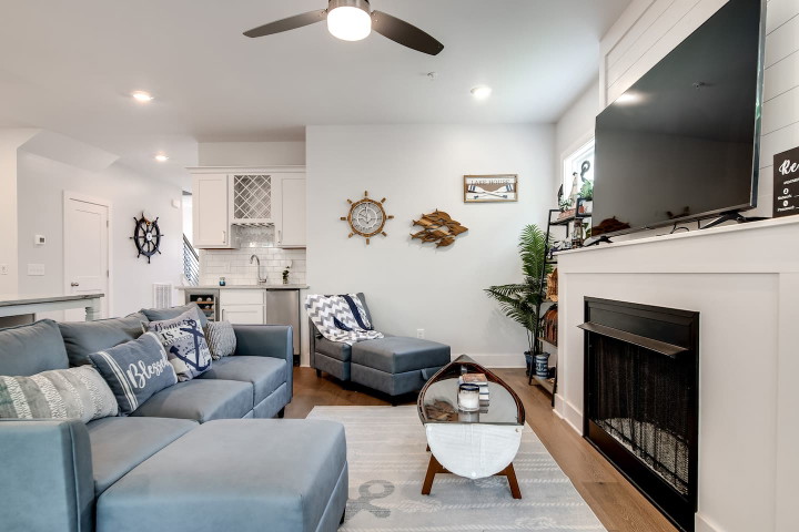 Anchor's Cove Retreat - Gallatin, TN