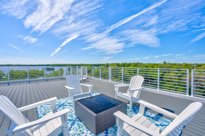 Oceanside Retreat: 3br, Pool & Kayaks - Key Largo, FL