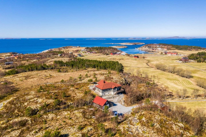 Undisturbed Cabin With Hot-tub & Sauna - Norwegia