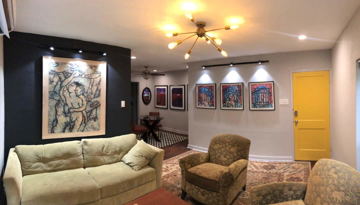 Midcentury Modern Colorful Apt In Montrose - 休斯敦