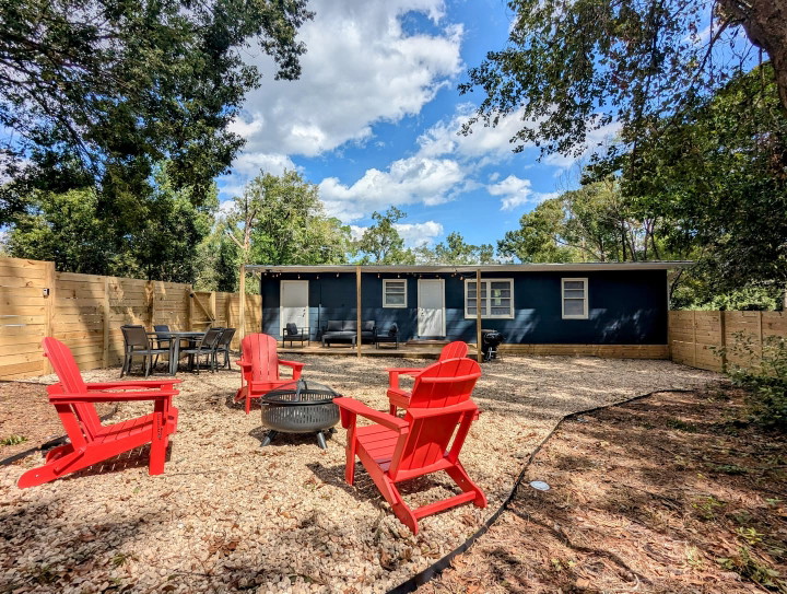 3 Lits Salle De Jeux Espace Extérieur À Pied De Doak ! - Tallahassee, FL