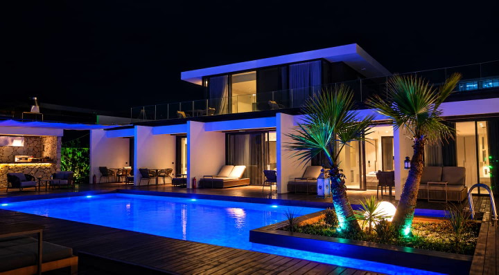 Rüya Villa & 9 Oda & ÖZel Havuz - Çeşme