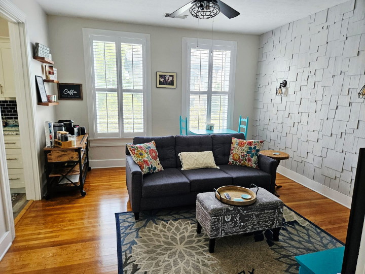 Charming Apt. Mansion Row, Minutes From Louisville - Indiana (State)