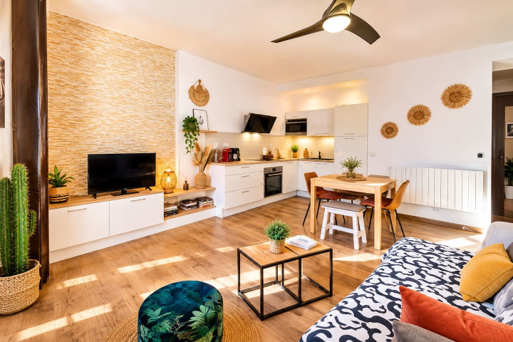 Bright Studio In The Historic Centre, Place Des Cardeurs - Aix-en-Provence