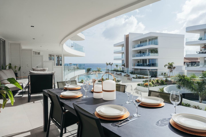 3br Condo Ocean View|one Mambo Beach 23 By Bocobay - Curaçao