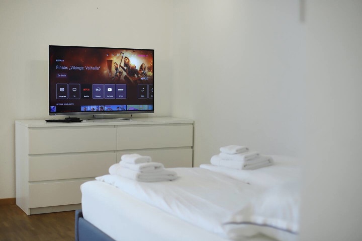 Parking Gratuit  Wi-fi Rapide  Netflix, Disney+, Télévision - Baden-Baden