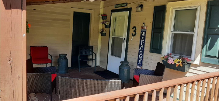 Catskill Getaway Suite - Narrowsburg, NY
