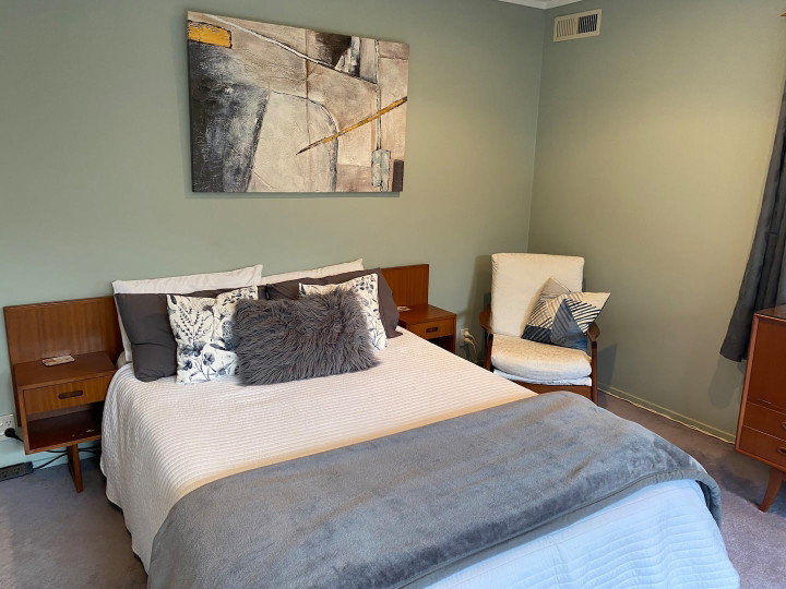 Guest Suite - Master Bedroom With Ensuite, 2 Beds - Wairarapa