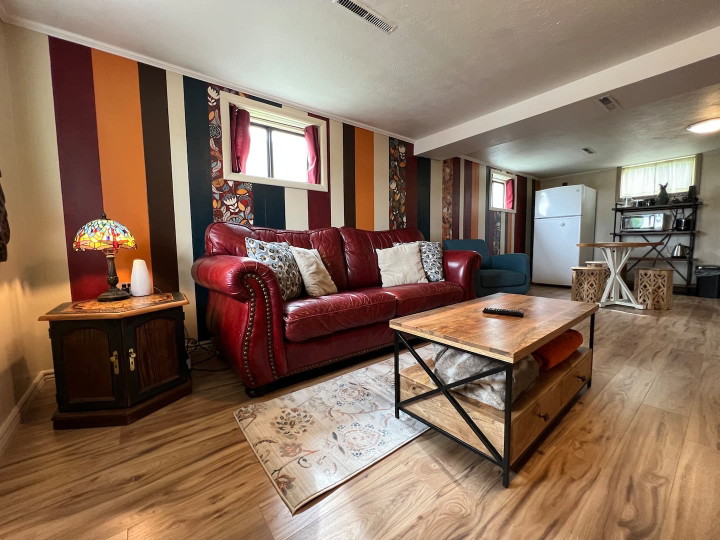 Alluring One Bedroom Apartment In Perfect Location - Pocatello, ID