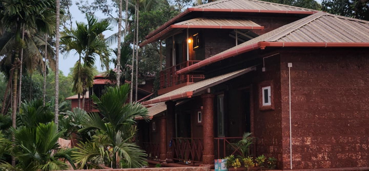 Aashrayam Hotels & Resorts Executive Room - 