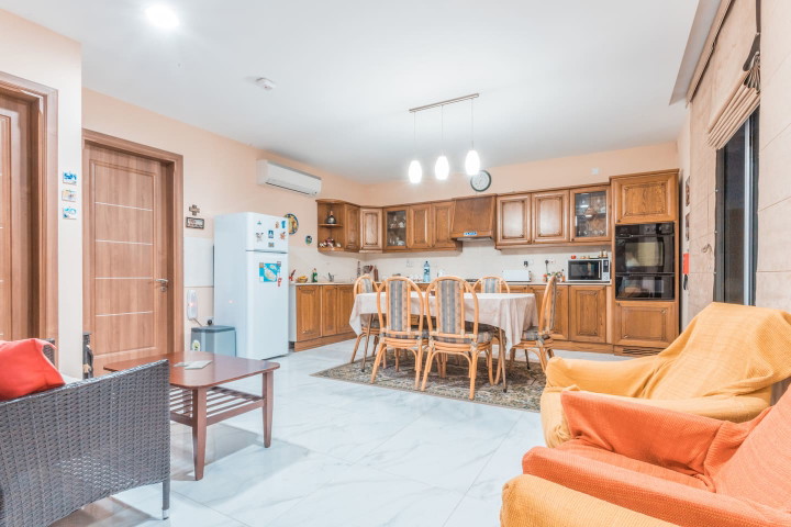 Penthouse With Views Of Mdina - Malta