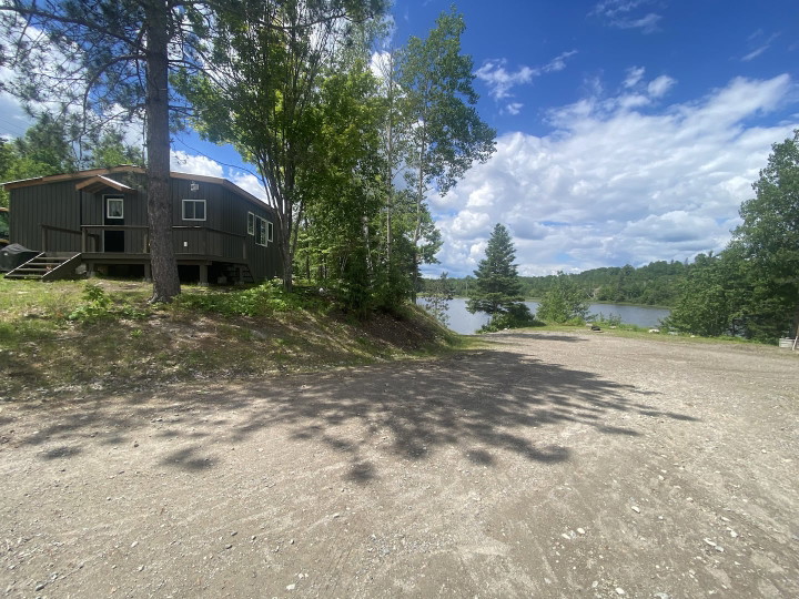 2 Bedroom Cabin - Nepewassi Lake - Greater Sudbury