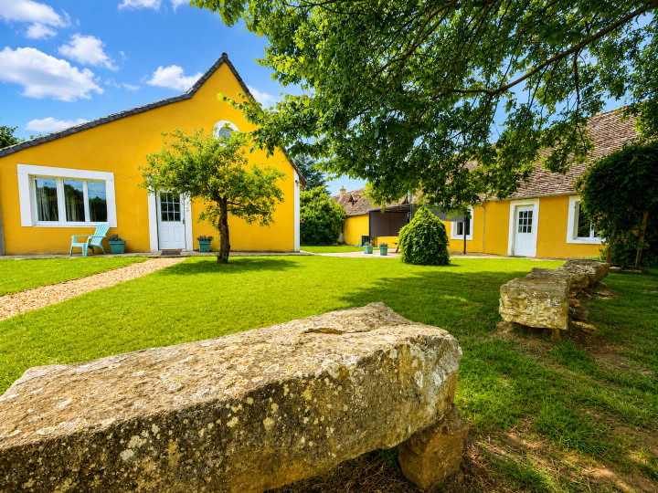 Group Accommodation For 30 People Near Le Mans & La Flèche - Pays de la Loire