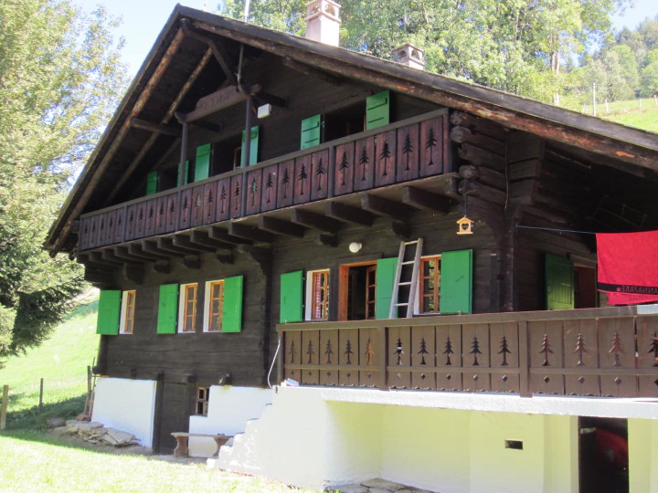 Beautiful 18th Century Swiss Chalet - Monthey