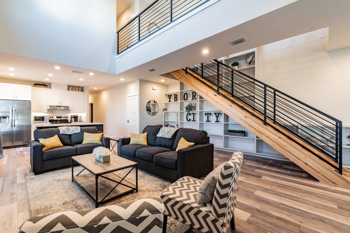Casita On Fifth  Roosted Suite | 3br Near 7th Ave - Tampa, FL