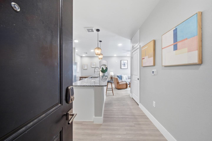 Casa Del Mar  Stylish New 2br/2ba  Owasso, Ok - Owasso, OK