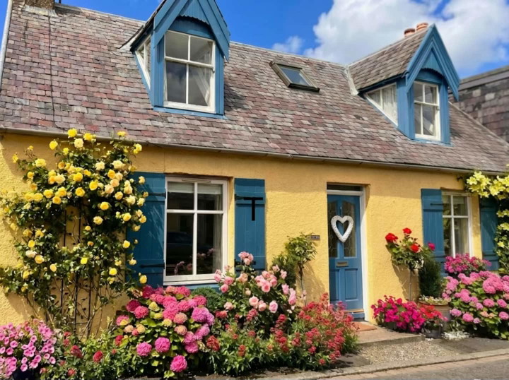Romantic Cottage Next To Sea - Eyemouth