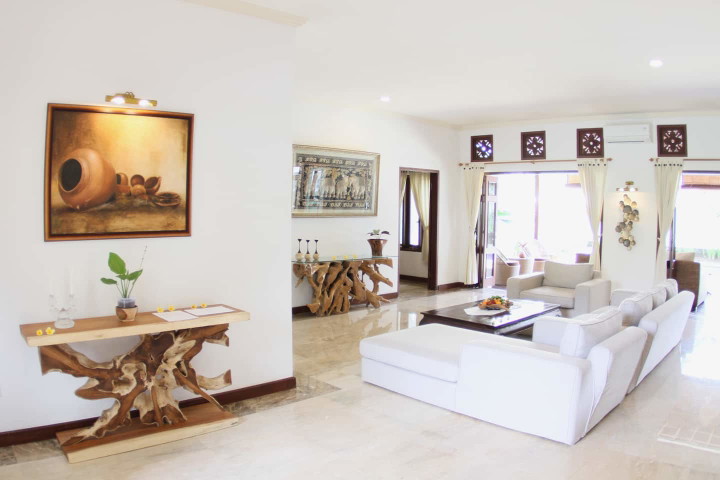 Villa Olivier @ Seminyak W/ Private Pool + Butler - Bali