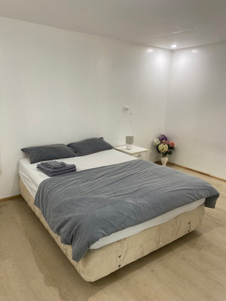 Convenient Place Own Privacy - Napier