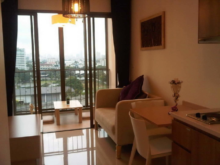 6m To Bts Sukhumvit Line With Roof Top Pool+wifi - Bangkok