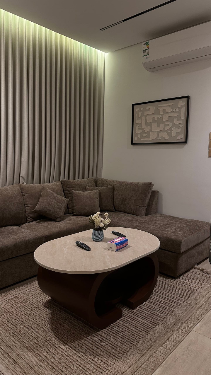Althamer | Modern 1br. 70'4k Tv. Keyless. Spacious - Dammam