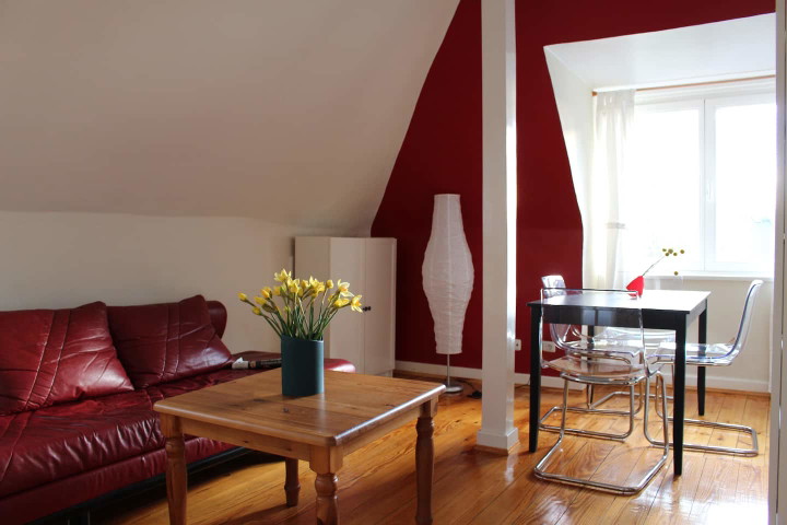 Loft-apartment In A Townhouse In Othmarschen - Hamburg