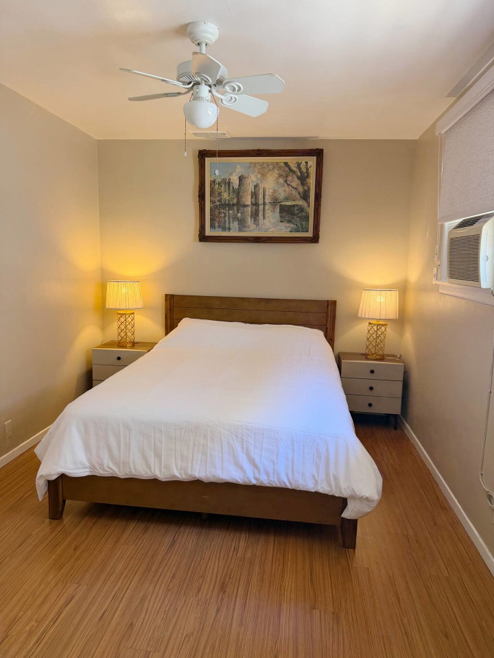 Practical & Cozy 2br Unit W/parking & Huge Yard - Azusa, CA