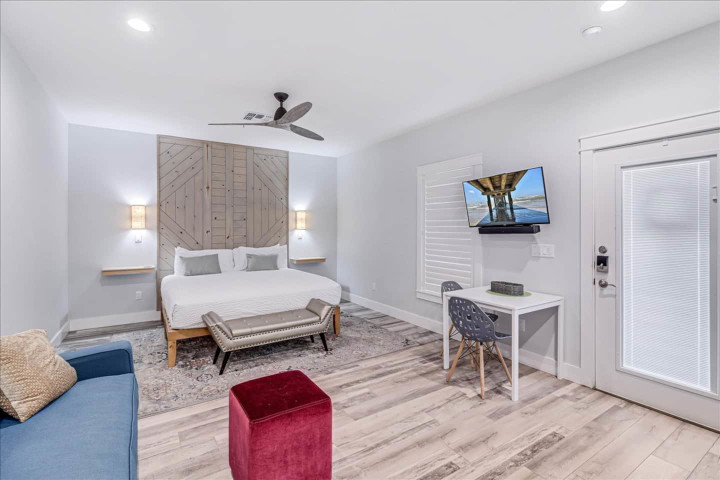 Balinese Spa & Suites Adults Only Suite A - Port Aransas, TX