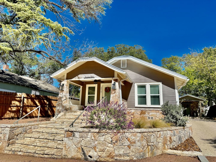 Clean & Bright Cottage In Hill Country With Private River Access - Kerrville, TX