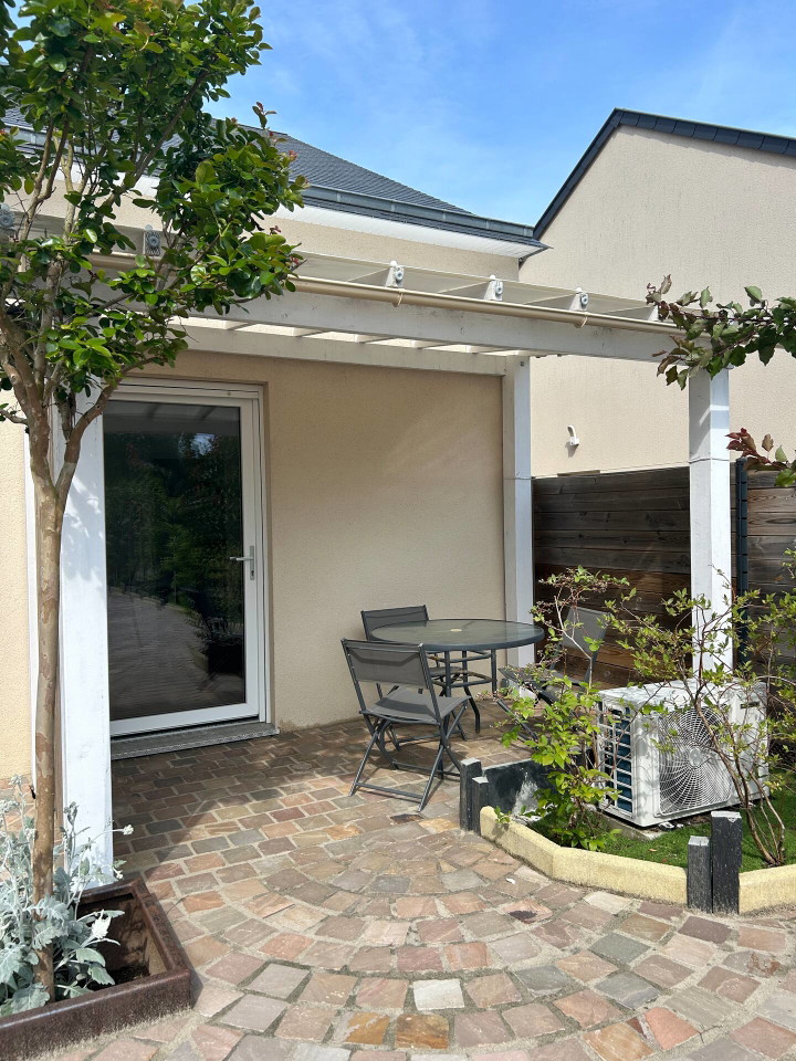 Charmant Duplex Dans Une Maison à Jullouville - Carolles-Plage