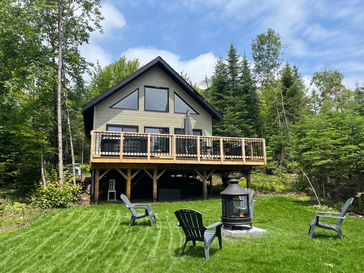 La Cache 329 North, Chalet Nordik - Saint-Sauveur