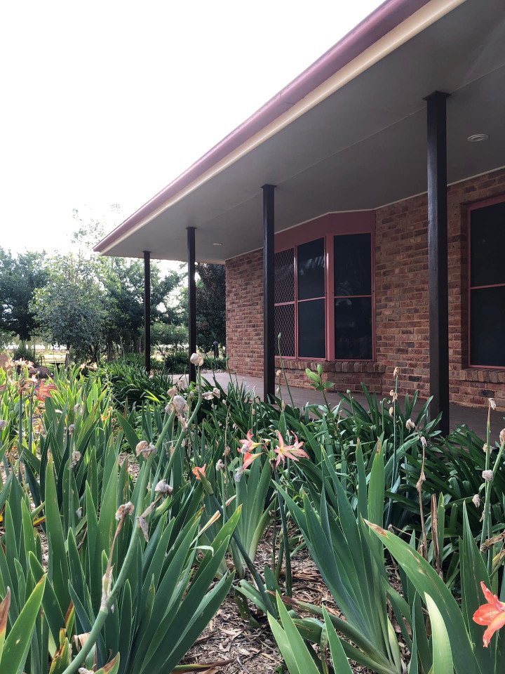 Labanna Retreat - Private & Safe - Dubbo