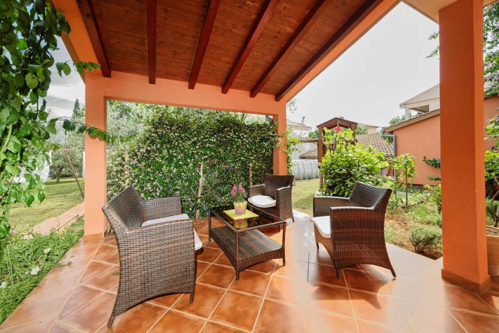Apartments Cvek - Family Two Bedroom Apartment - 羅維尼
