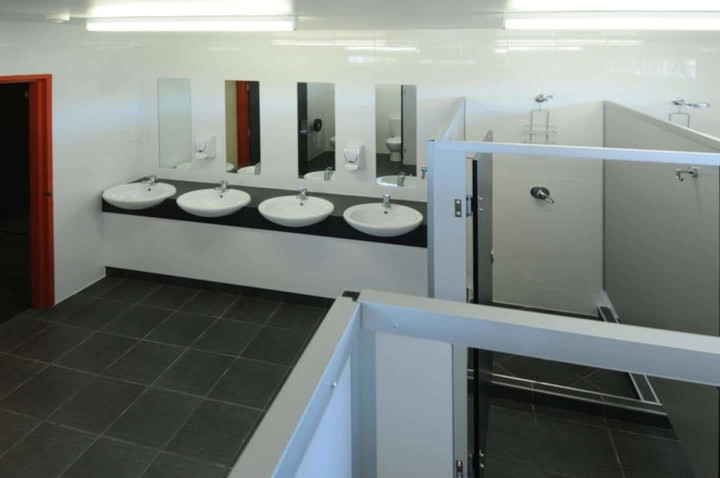 Budget Double / Twin Communal Bathroom - Iluka