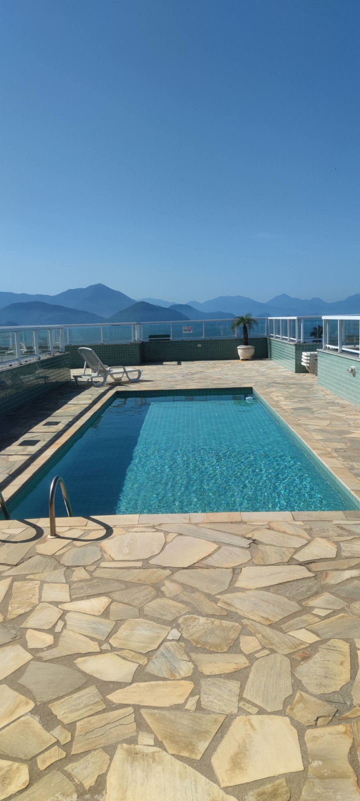 Apto Perto Da Praia Com Piscina - Ubatuba
