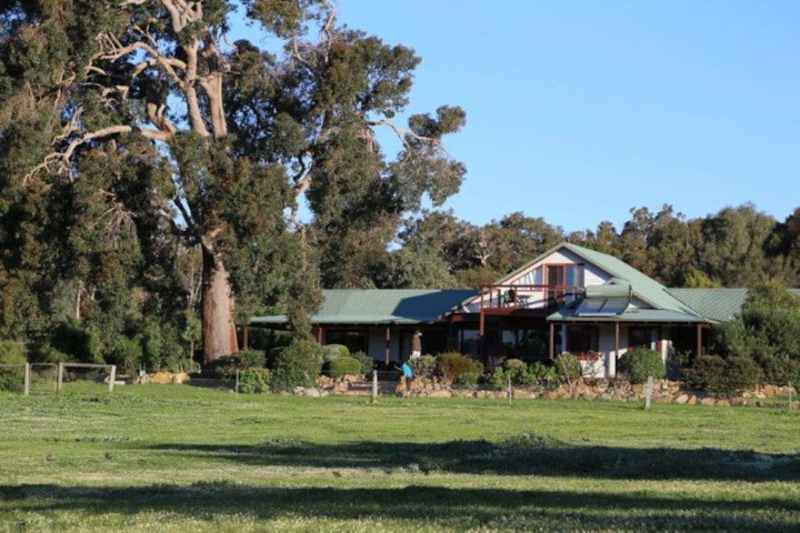 Country House With Gardens,paddocks And Dam. - Yallingup