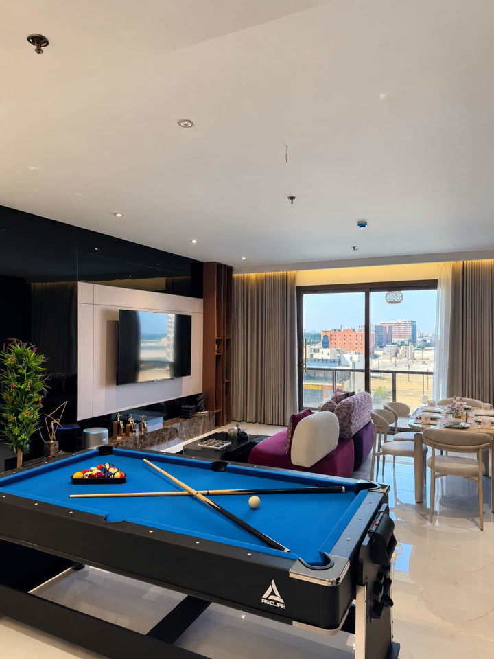 Khuzamā | 2br Sea View | 2 Balconies | Billiards - Dammam