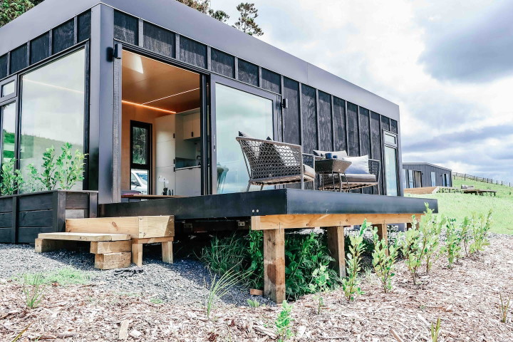 Omakana Cabin Scenic Farm Stay W/ Sleepout - Northland