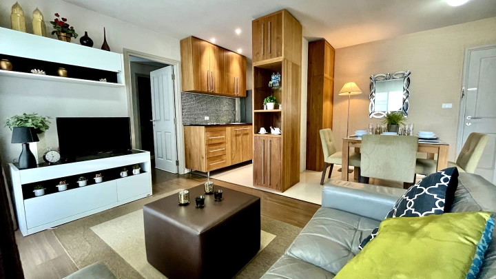 2-bed 2-bath Hi-class Apartment With 100m Pool - Phuket