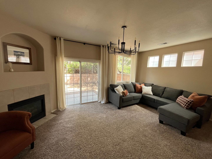 Desert Foothills Retreat - Albuquerque, NM