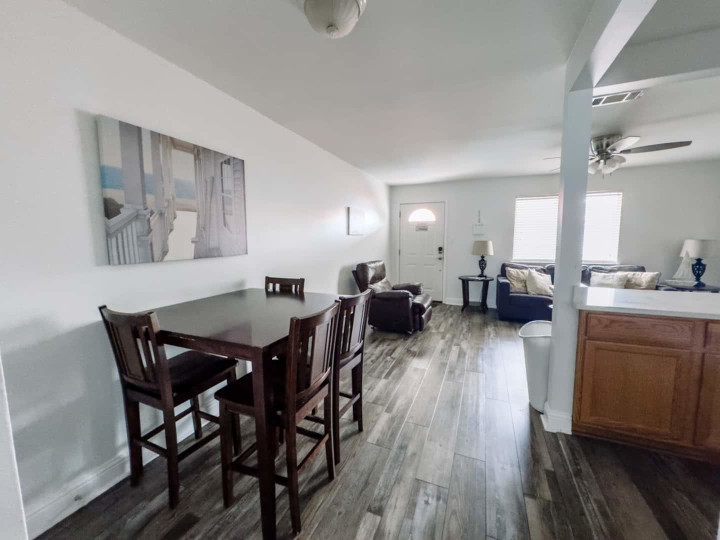 Cozy 1 Bed Condo With Pool - Biloxi, MS
